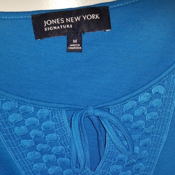Jones New York | Tops | Deep Ocean Blue Embroidered Top | Poshmark